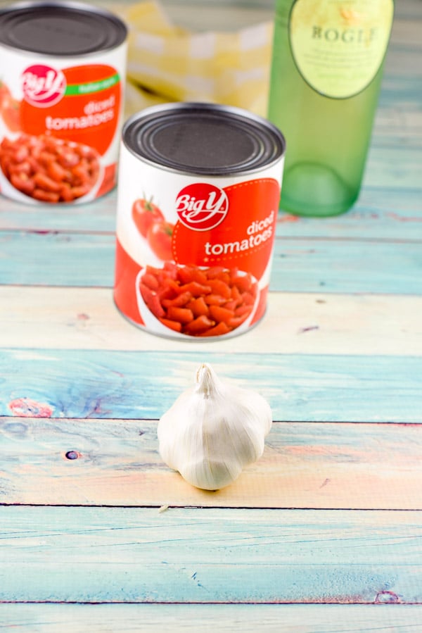 Comforting Luscious Chicken Marengo - Dishes Delish